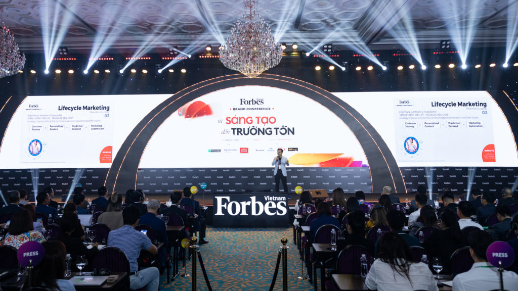 Antsomi at Forbes Vietnam Brand Conference 2023: Utilizing Consumers ...